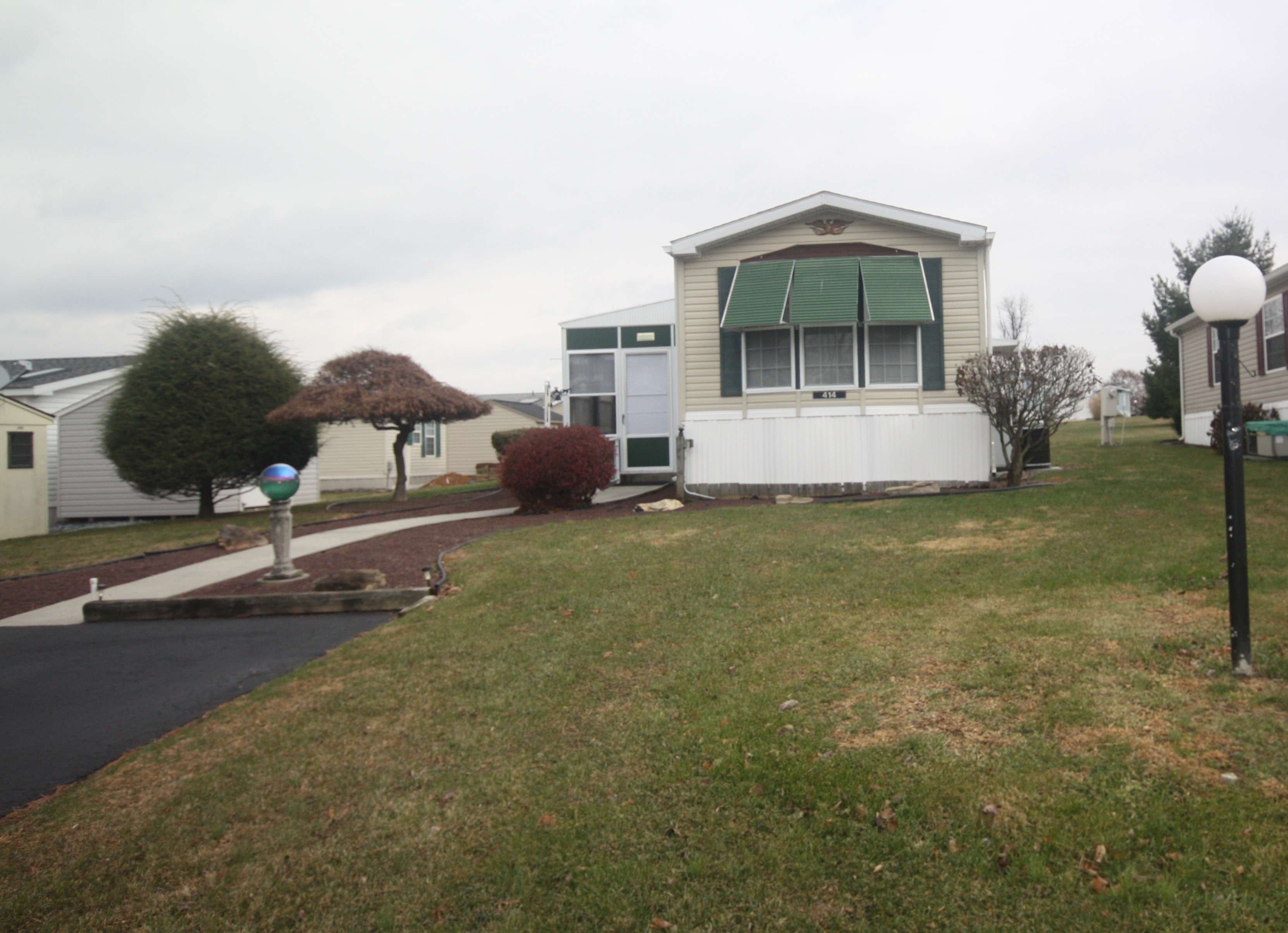 Preowned Schult Single Wide, 14x80